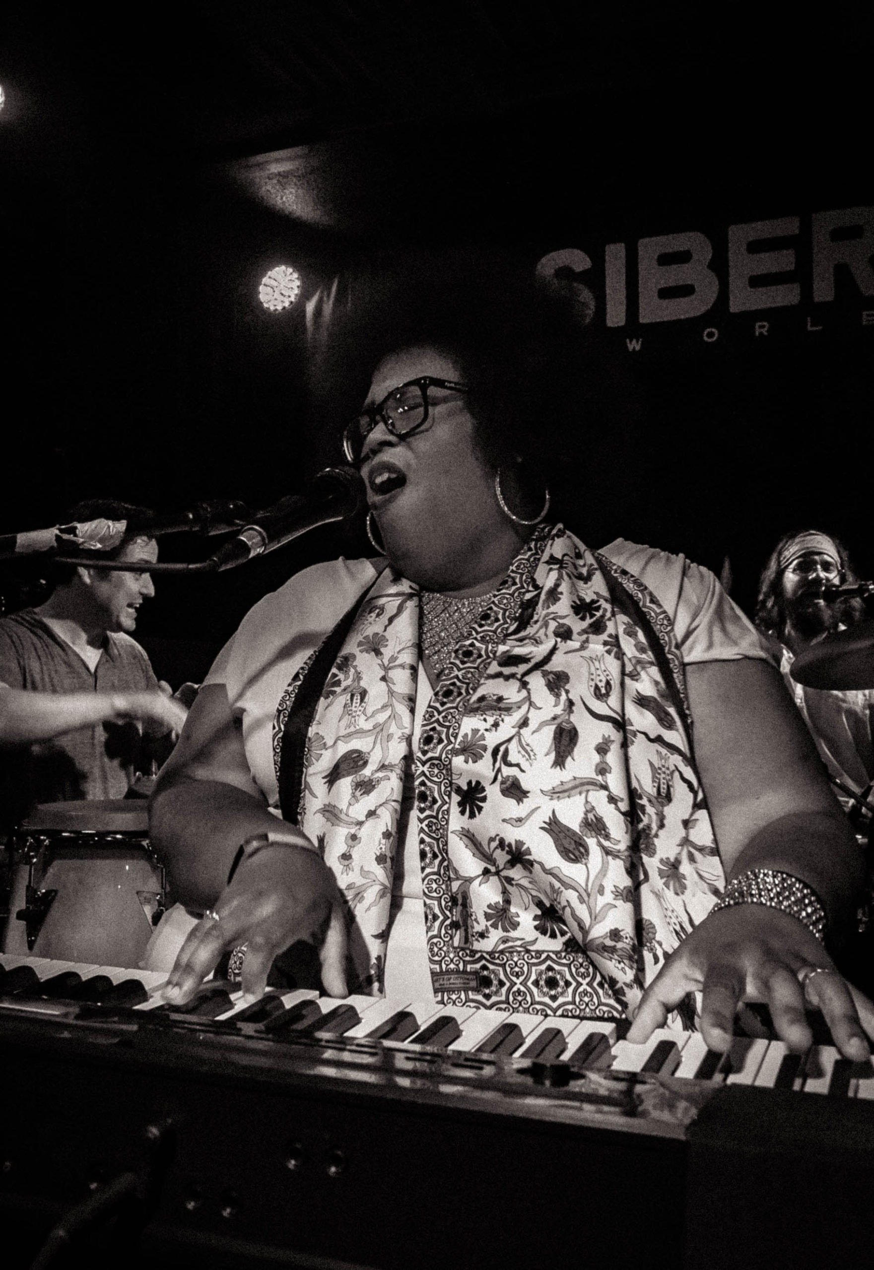 Media - LILLI LEWIS | singer/composer